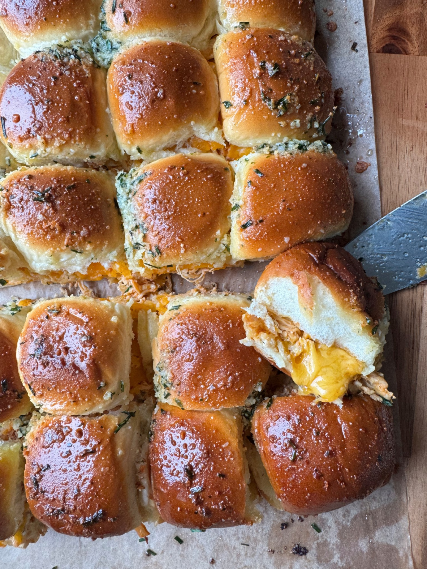 Cheesy Garlic Chicken Sliders - Choosing Balance